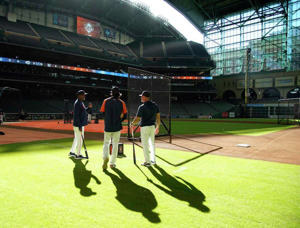 Astros claim home-field advantage in ALCS