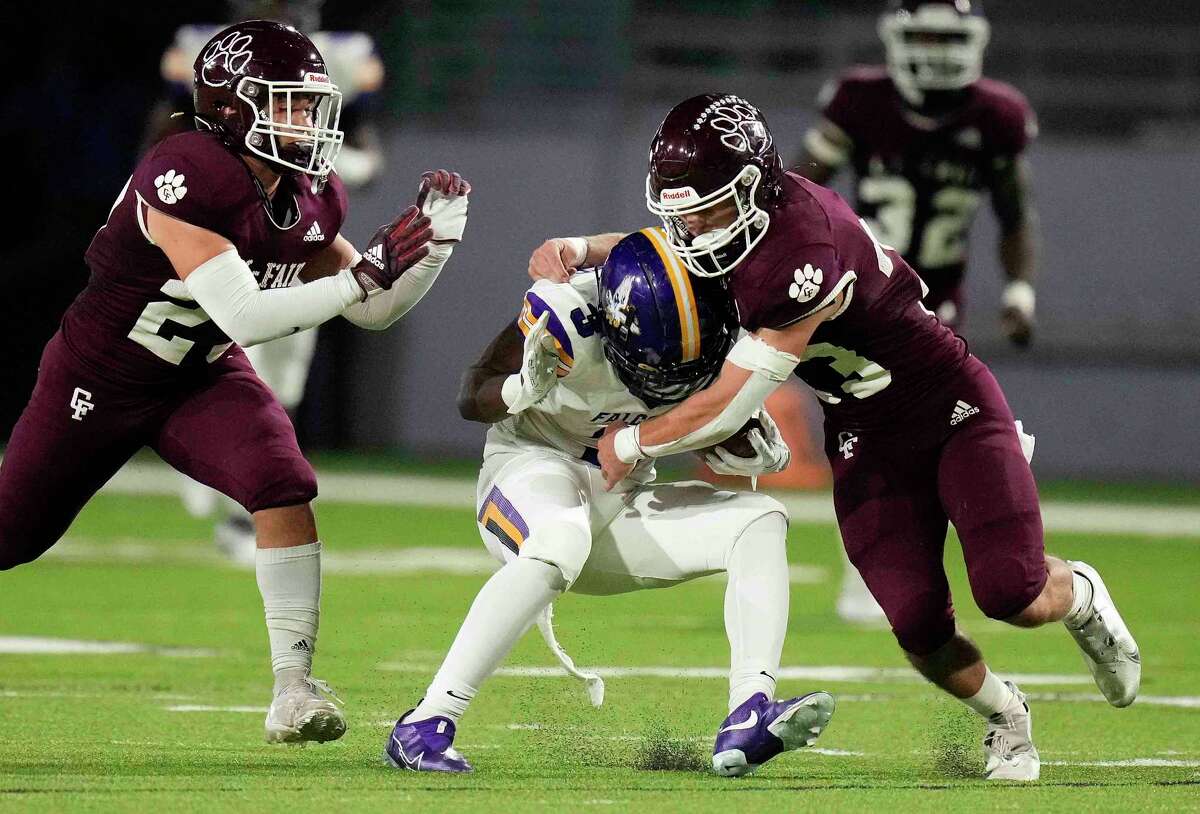 Cy-Fair Bobcats dominate No. 22 Jersey Village Falcons