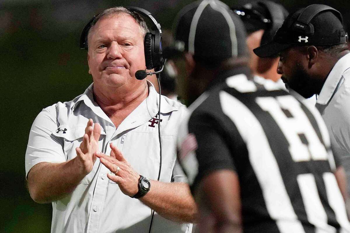 Cy-Fair Bobcats dominate No. 22 Jersey Village Falcons