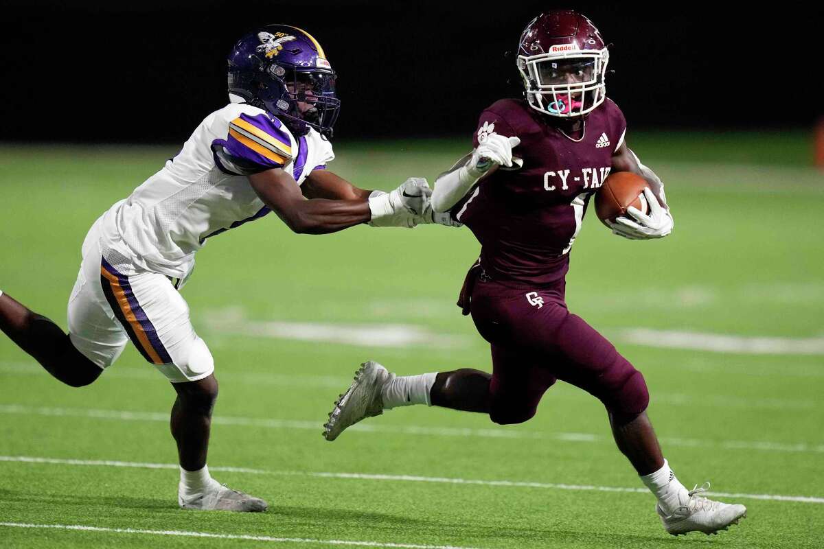 Cy-Fair Bobcats dominate No. 22 Jersey Village Falcons