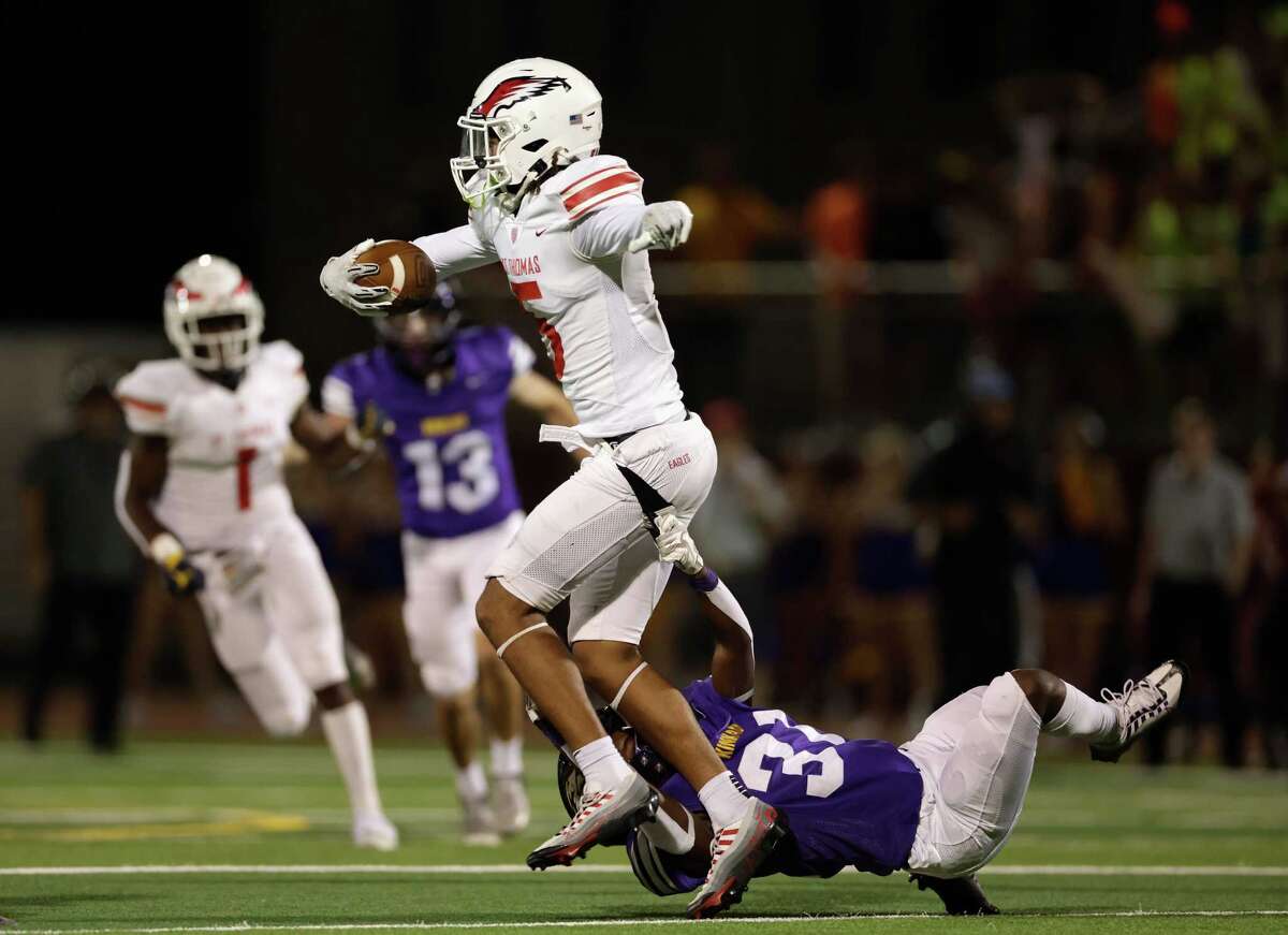 St. Thomas Eagles take down Kinkaid Falcons, remain unbeaten