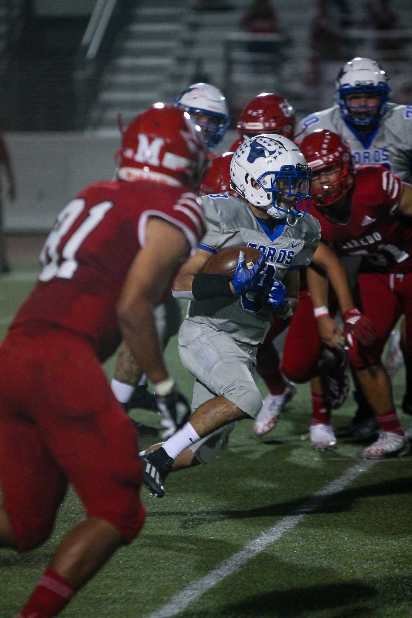 Cigarroa beats Martin 28-21
