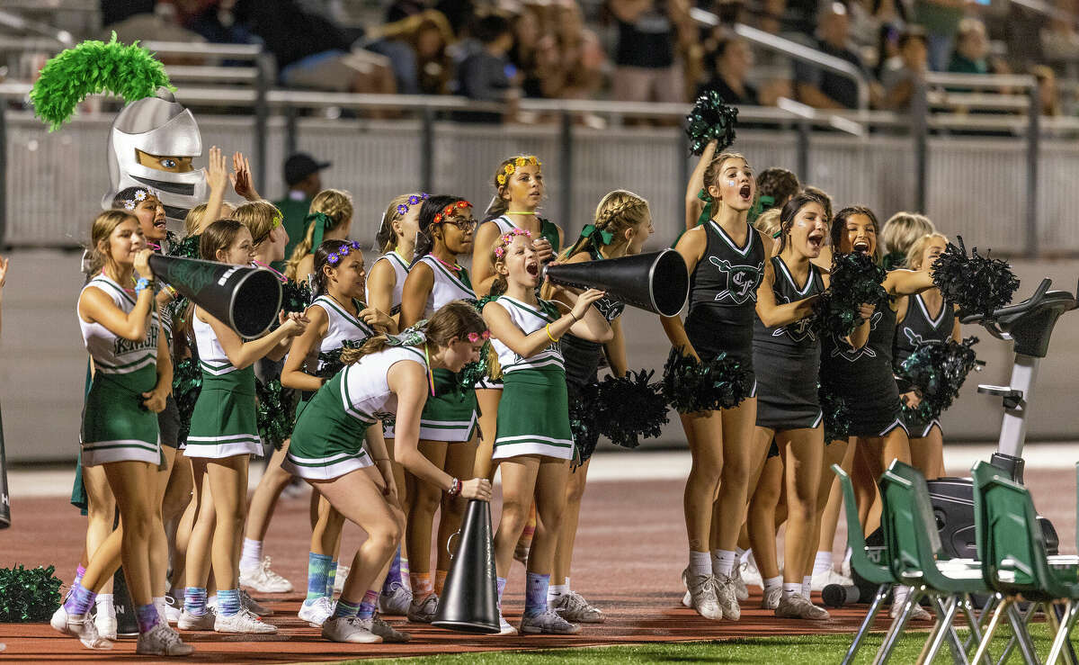 Clear Falls Knights hold off Clear Springs Chargers