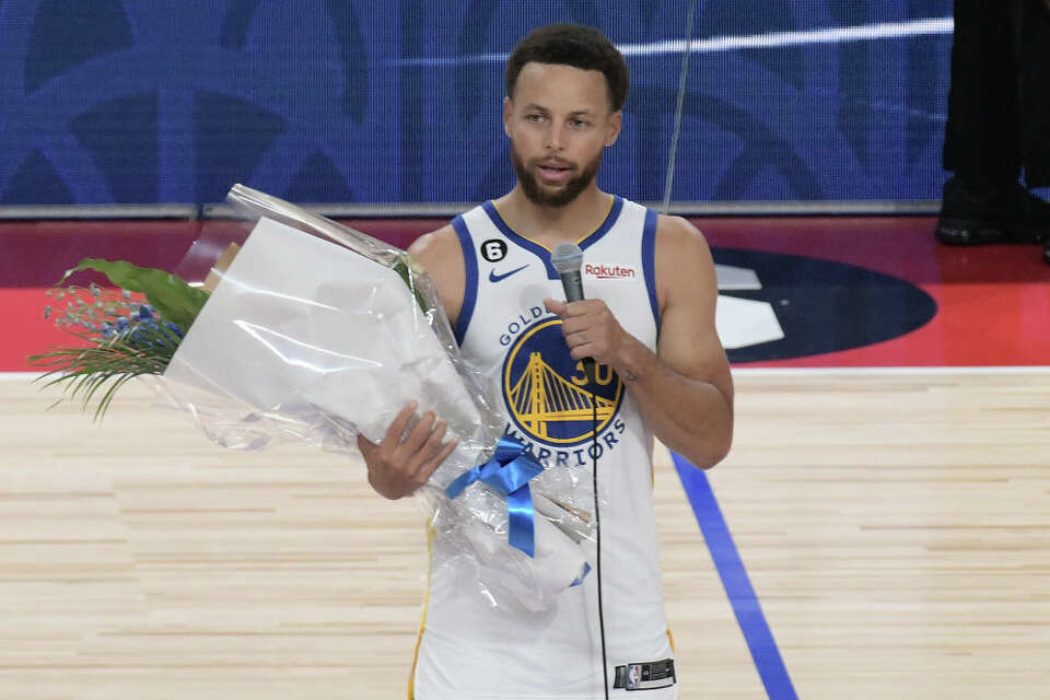 Steph Curry shades ESPN model, proves he’s still ‘petty king’