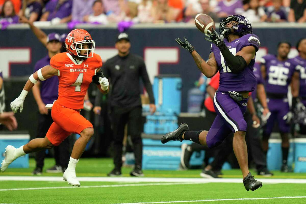 Sam Houston Bearkats rally past rival SFA Lumberjacks