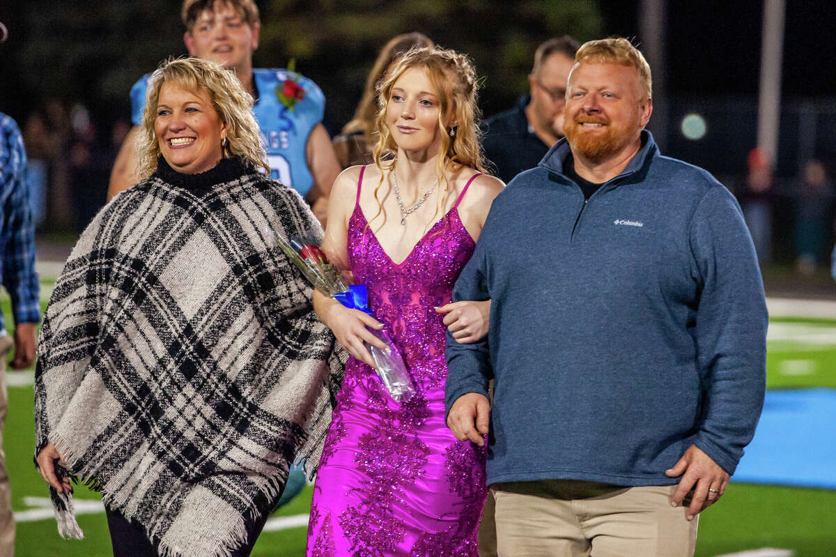 SEEN: Meridian High crowns homecoming king and queen