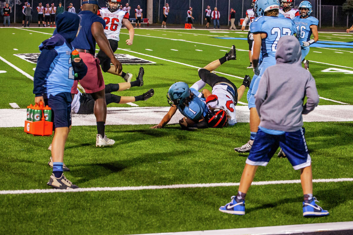 SEEN: Meridian High crowns homecoming king and queen