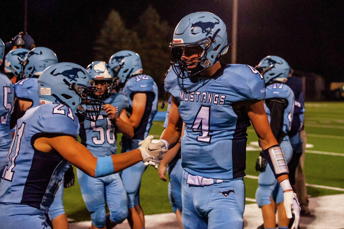 SEEN: Meridian High crowns homecoming king and queen