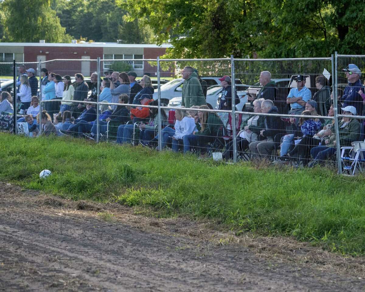 Shenendehowa girls' soccer rebounds from loss to defeat Columbia 3-1