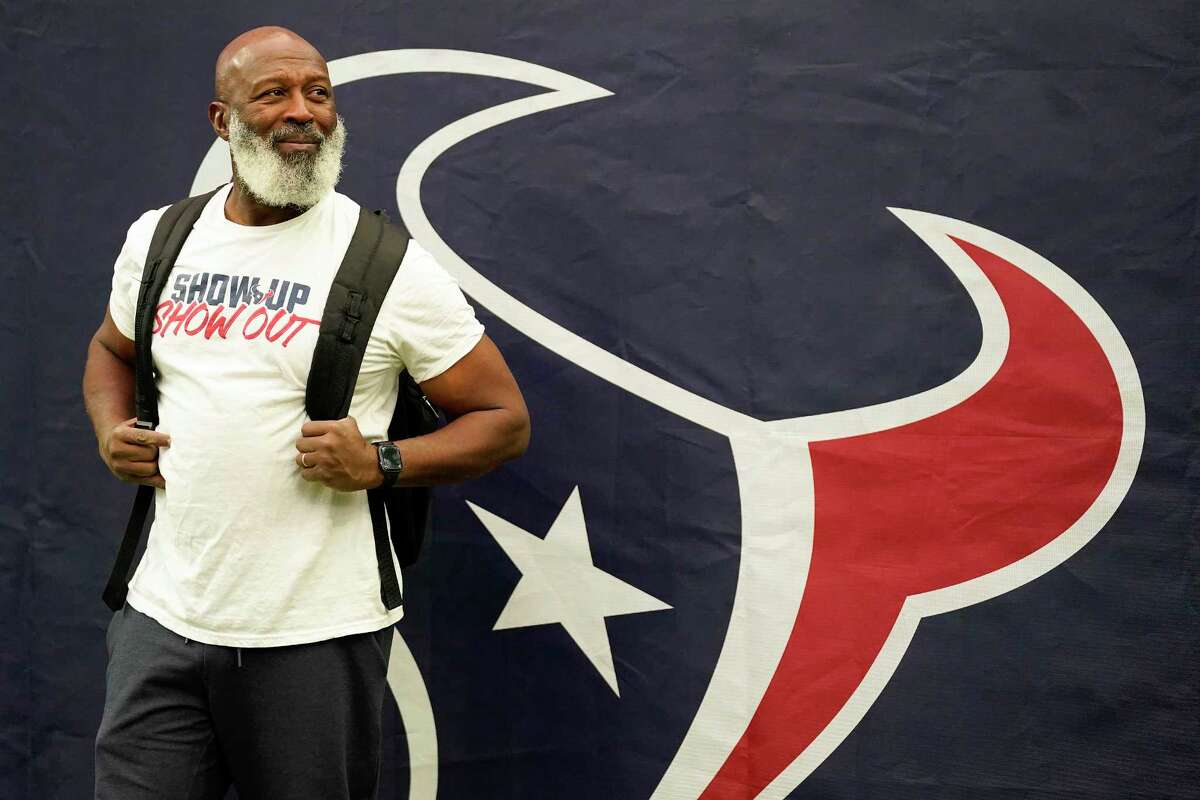 Sam Houston Bearkats rally past rival SFA Lumberjacks