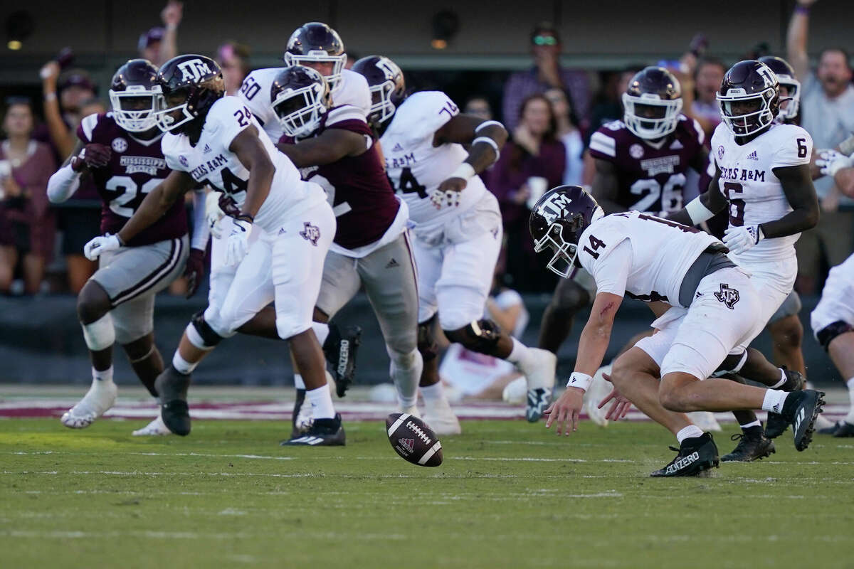 Mississippi State's Mike Leach continues to dominate Texas A&M