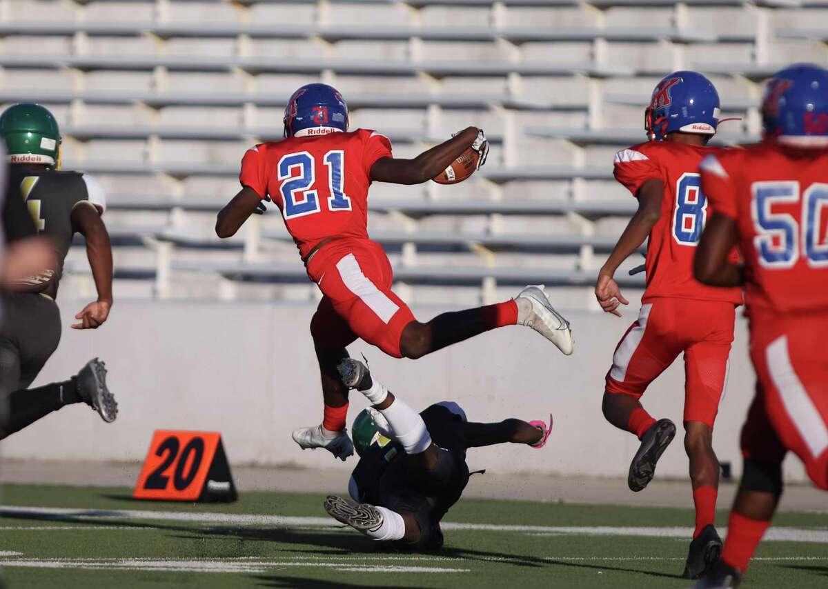 Worthing Colts hold off Kashmere Fighting Rams