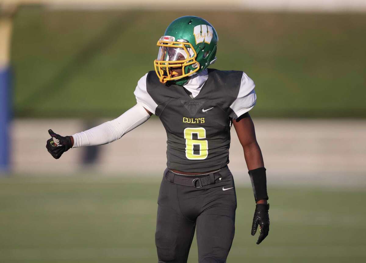 Worthing Colts hold off Kashmere Fighting Rams