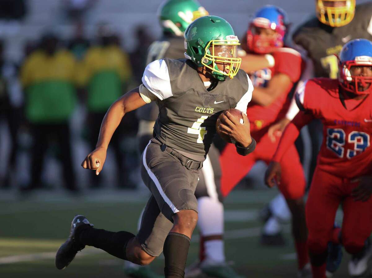 Worthing Colts hold off Kashmere Fighting Rams
