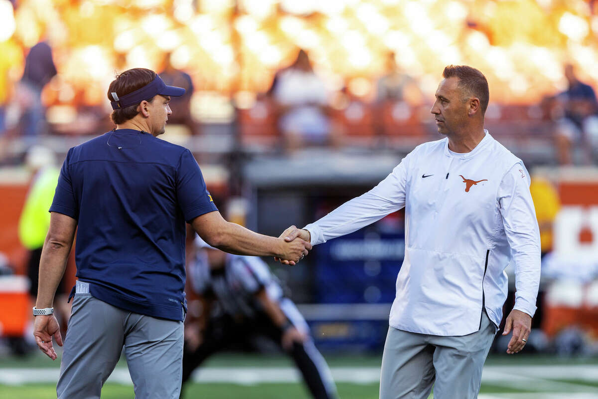 UT Longhorns bounce back, defeat West Virginia Mountaineers