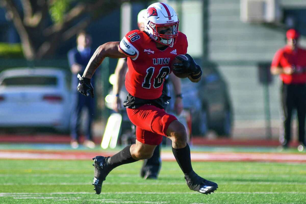 Scott leads UIW to bounce-back win over McNeese