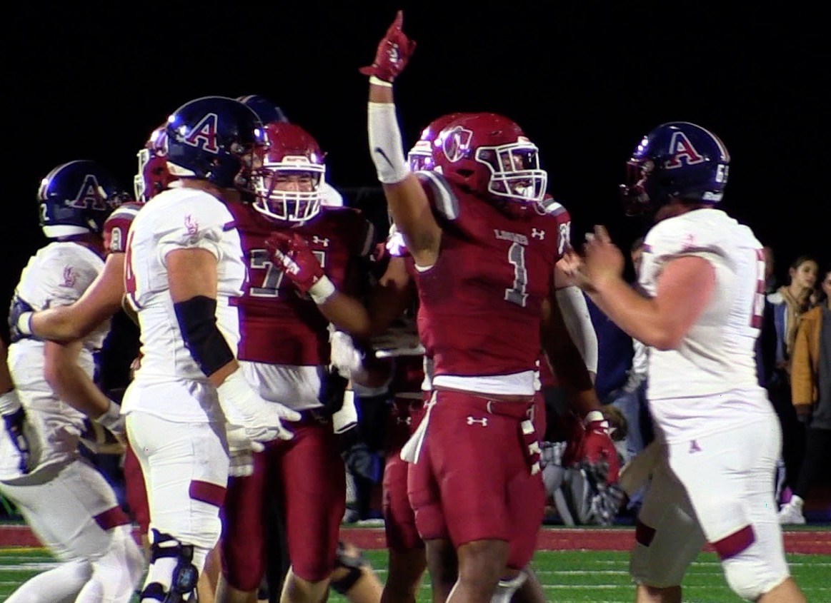 Loomis Chaffee twin defensive ends Jerod and Jacob Smith top recruits.