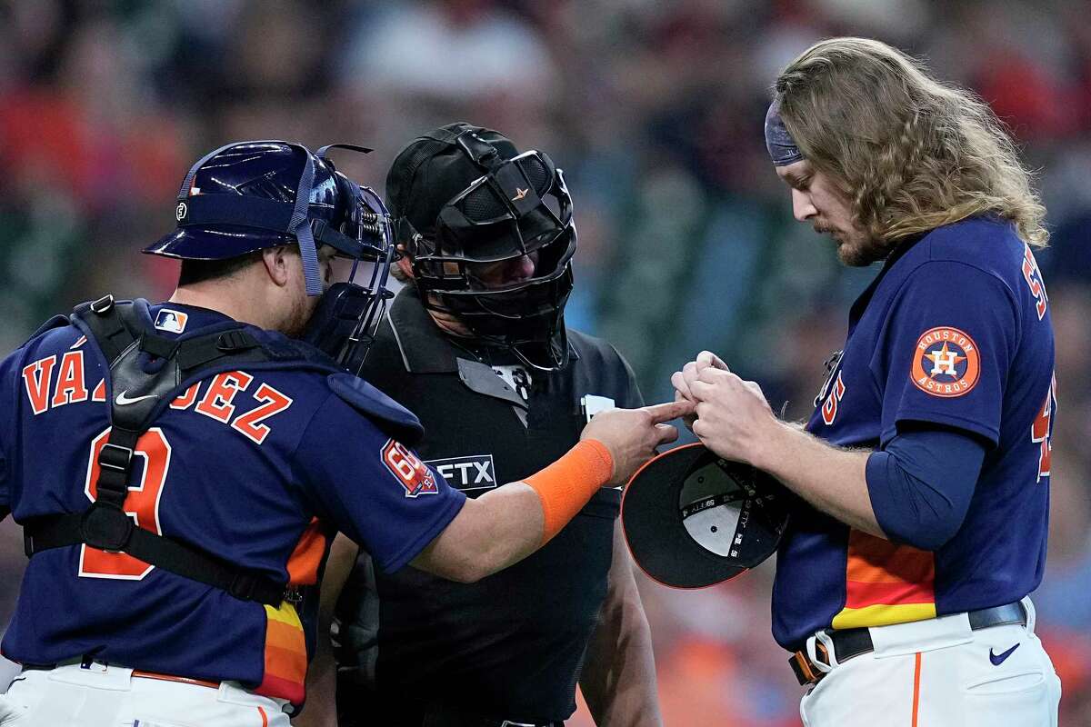 Pena homers, drives in 3 to lead Astros over Rays 3-1