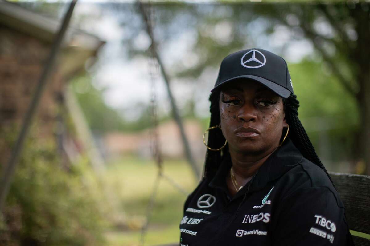 Hundreds of Texas bodies remain unidentified despite new tech