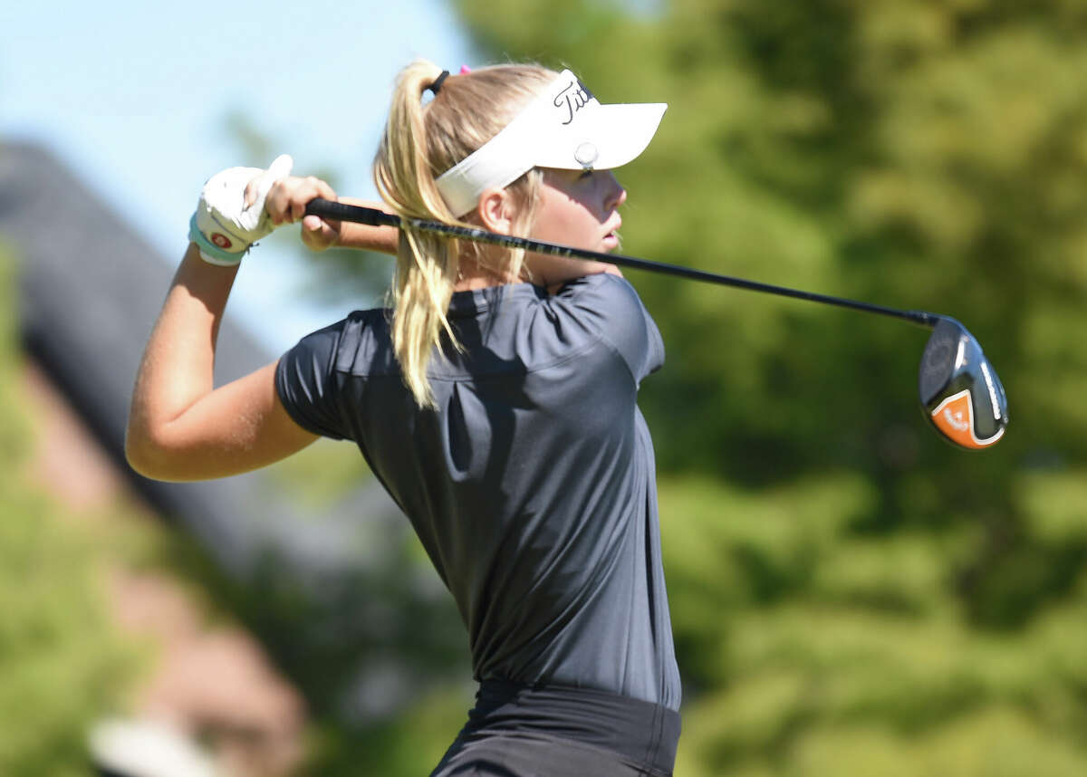 PREVIEW: EHS girls set to hit the links minus state champ