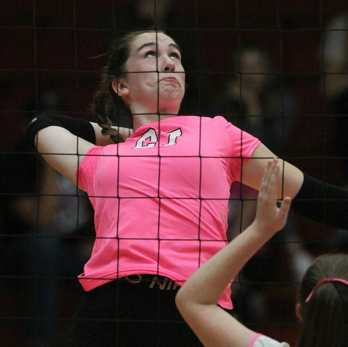 Jacksonville volleyball takes hard-fought win over Routt