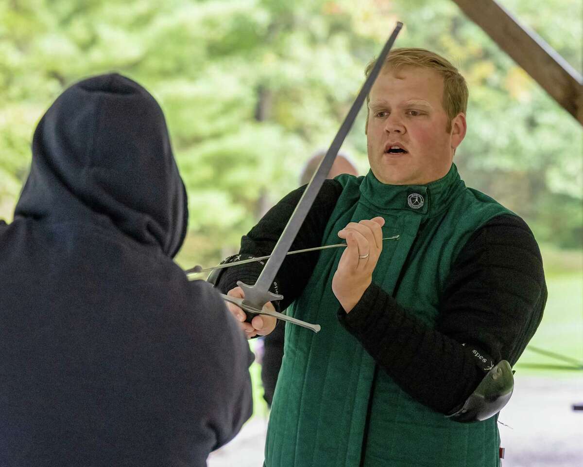 Local historical groups wield swords to preserve medieval martial arts