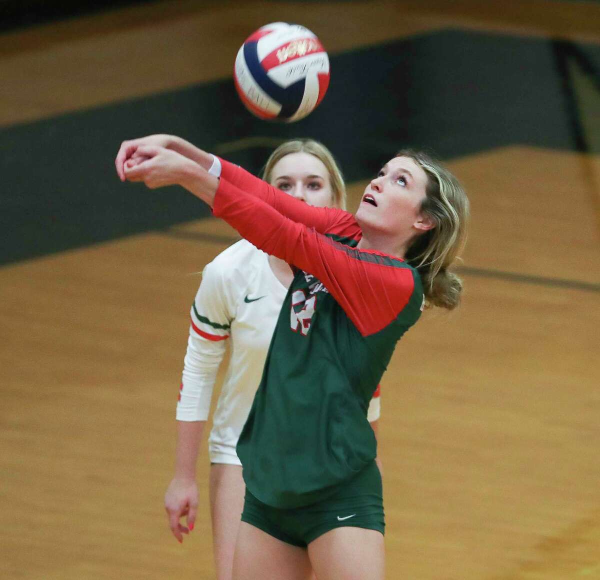 The Woodlands beats Conroe in playoff atmosphere