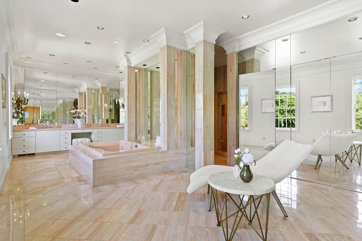 Bay Area 'Western White House' sells far below asking price