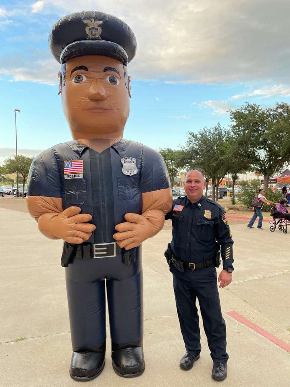 Photos: Laredo officers meet the community at National Night Out