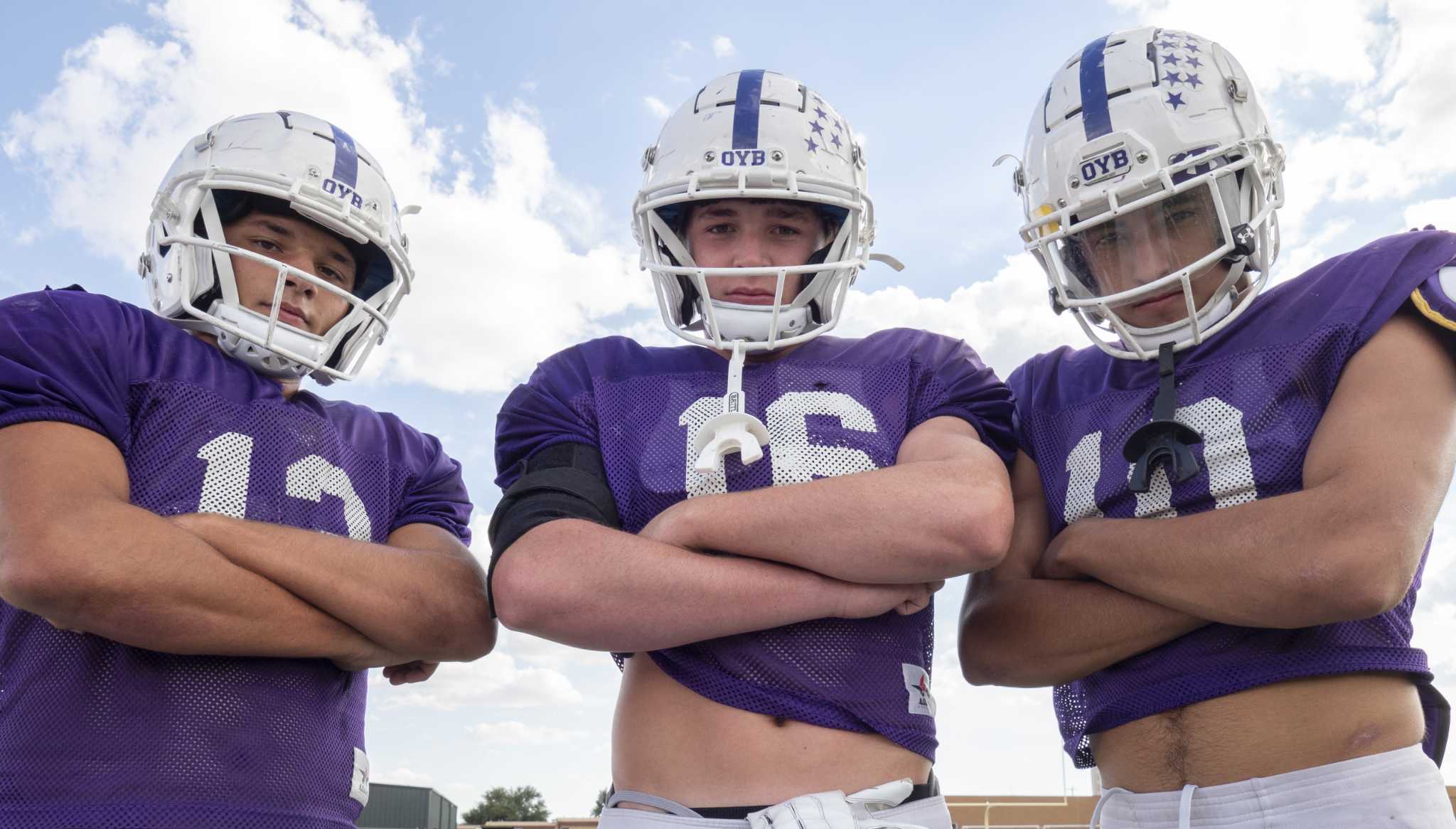 HS FOOTBALL: Trio of safeties have stepped up for Bulldogs