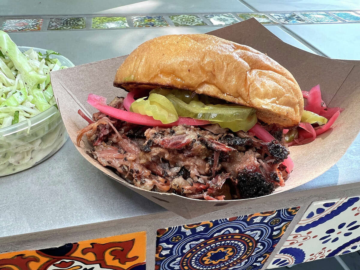 Mike Sutter review: Reese Bros Barbecue rules San Antonio’s middle ground