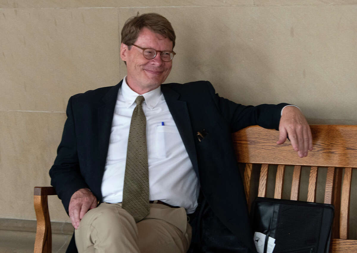 New York lobbyists hold sway in spite of shake-ups, scandals