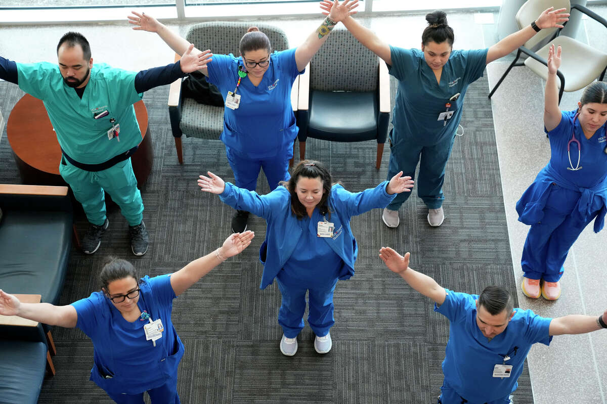 Zen lounges, yoga helping HCA Houston nurses relieve stress