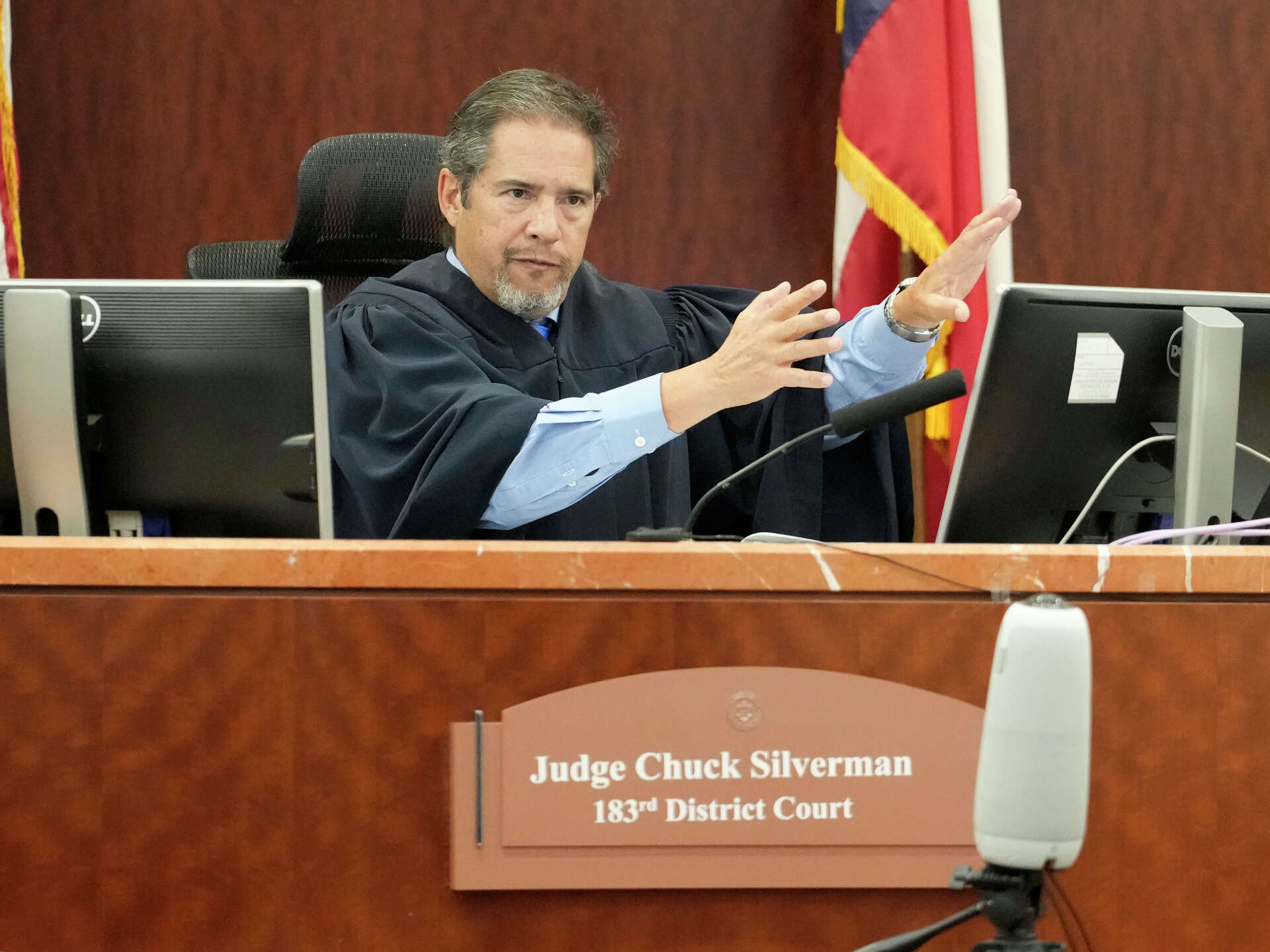 GOP candidates, including ex-Dem, preparing for 2026 judicial races