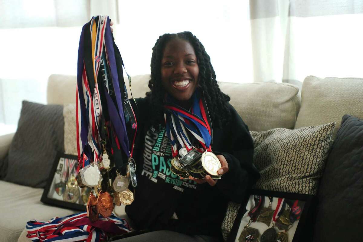 Pearland's Maddie Peters looks to win regional title in third attempt