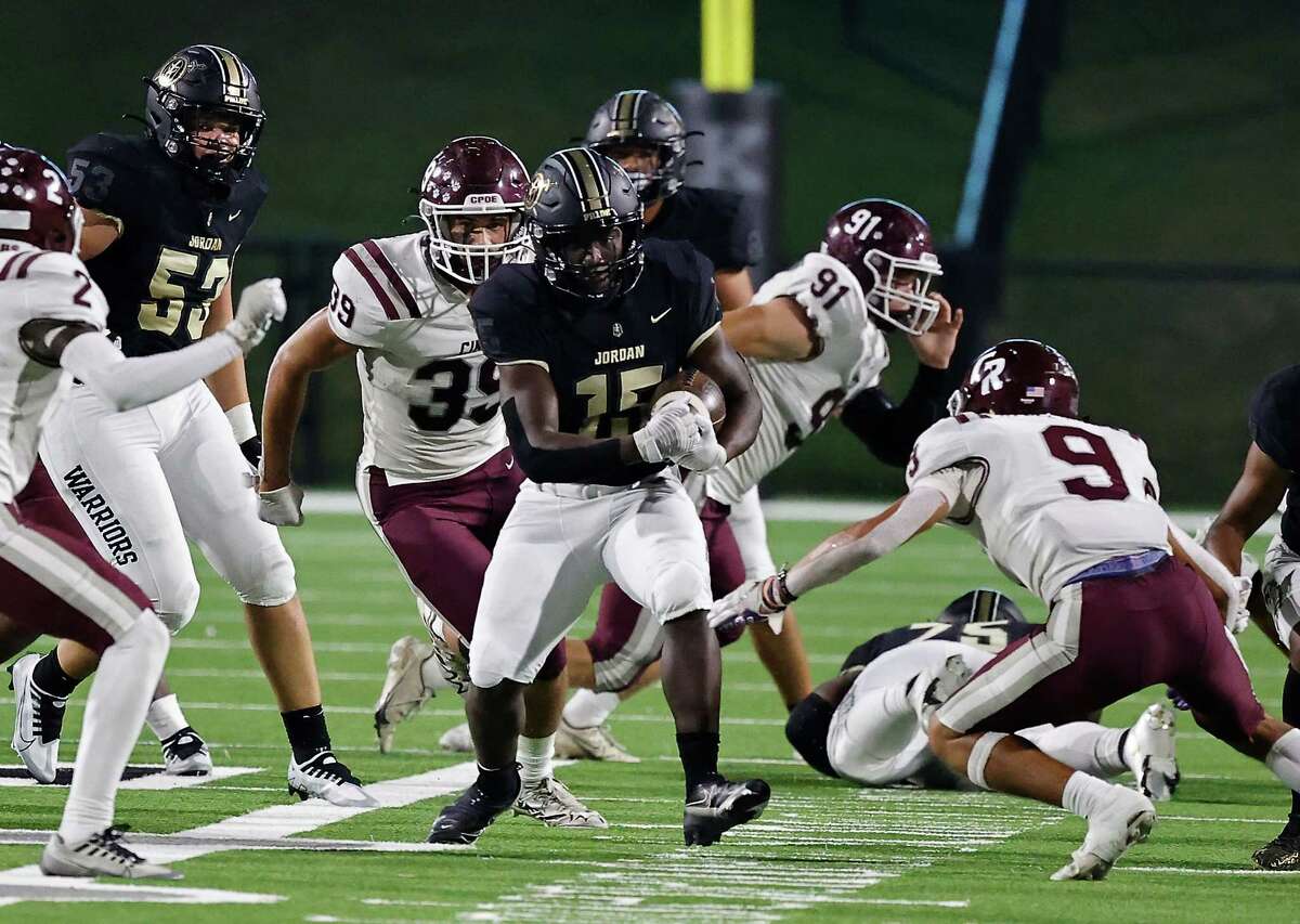 Cinco Ranch Cougars defeat Jordan Warriors