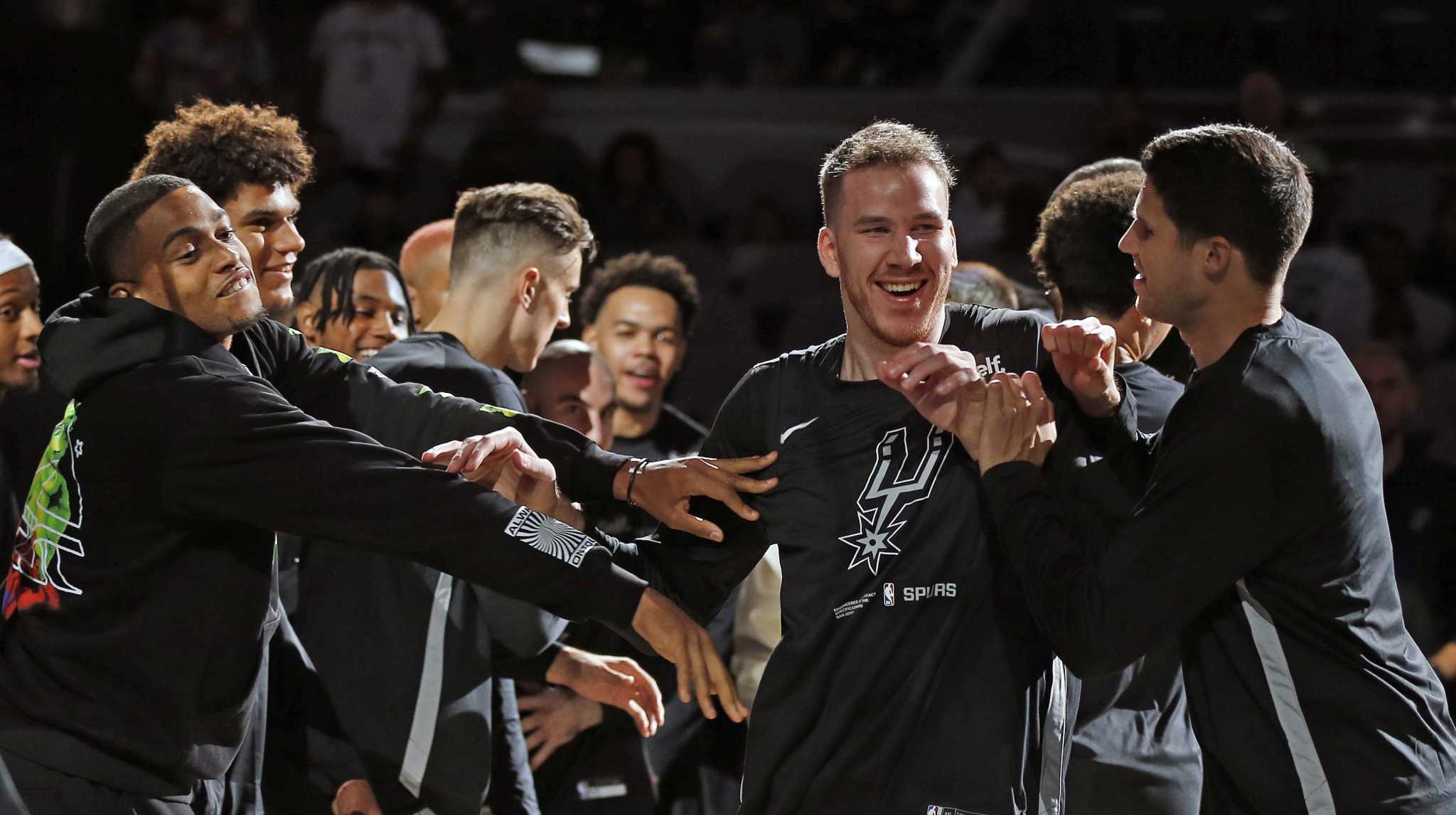 The triple take: Magic 102, Spurs 99