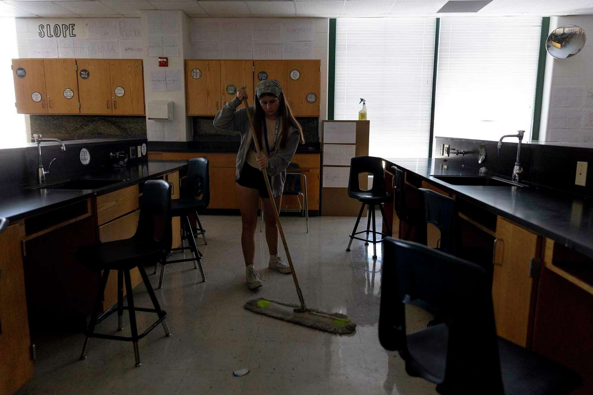 NEISD students clean schools amid critical janitor shortage