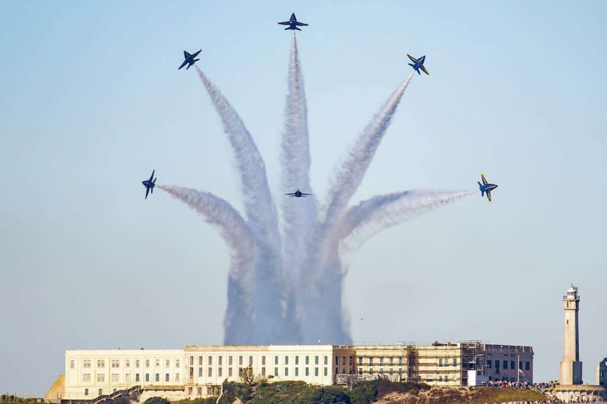 High-flying photos from San Francisco's Fleet Week