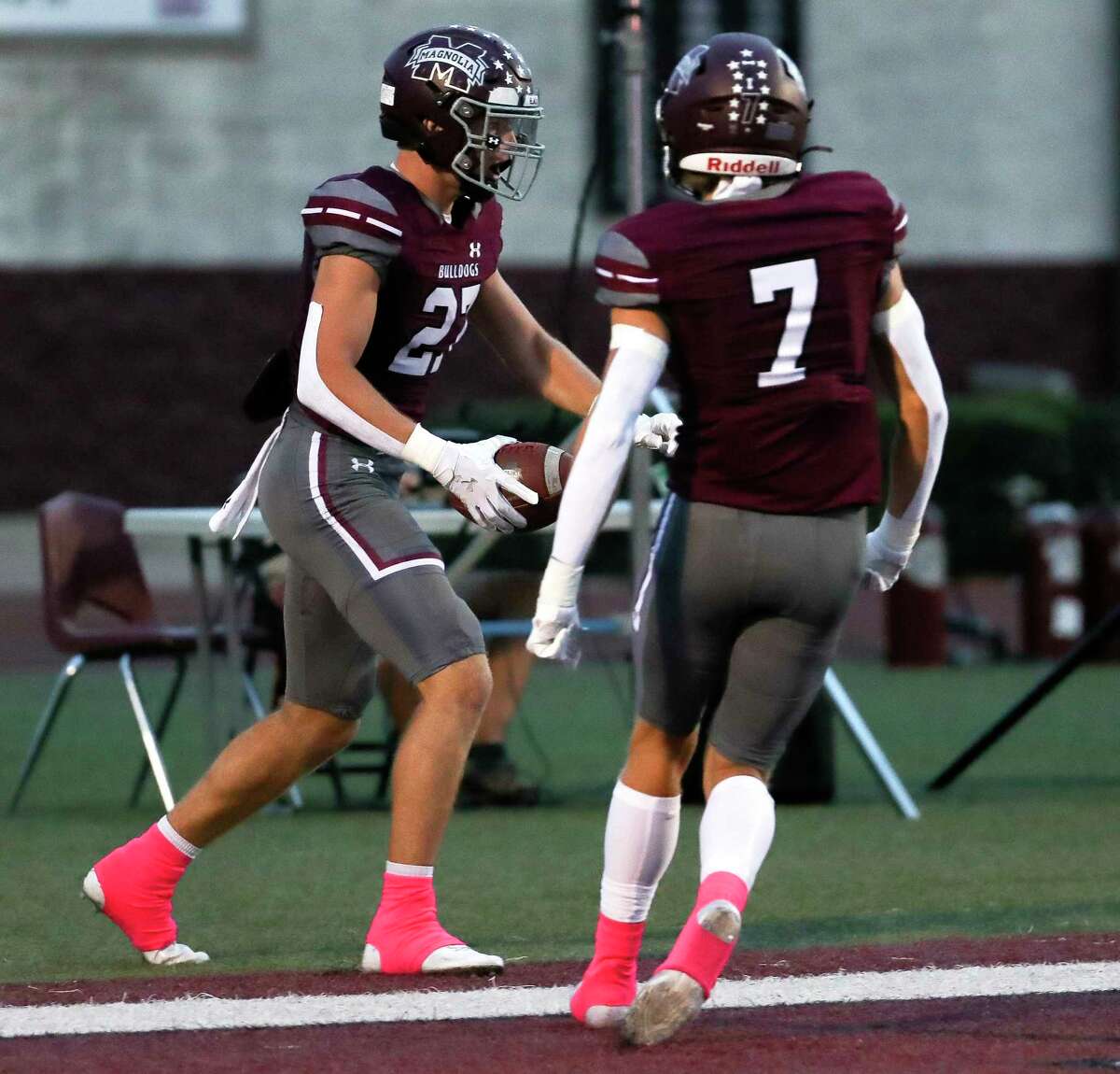 Magnolia Bowl stays with Mustangs after 26-21 win at Magnolia