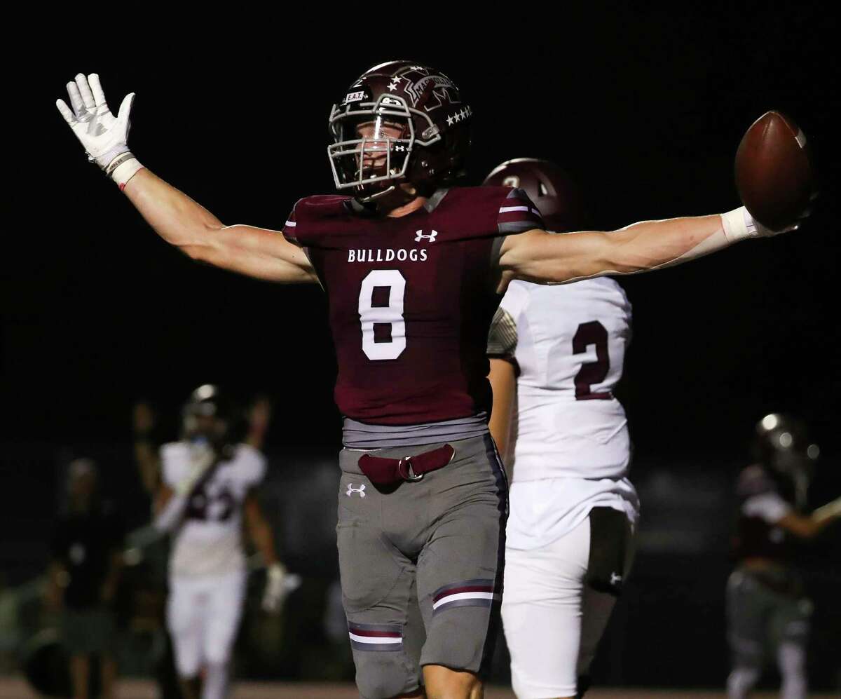 Magnolia Bowl stays with Mustangs after 26-21 win at Magnolia