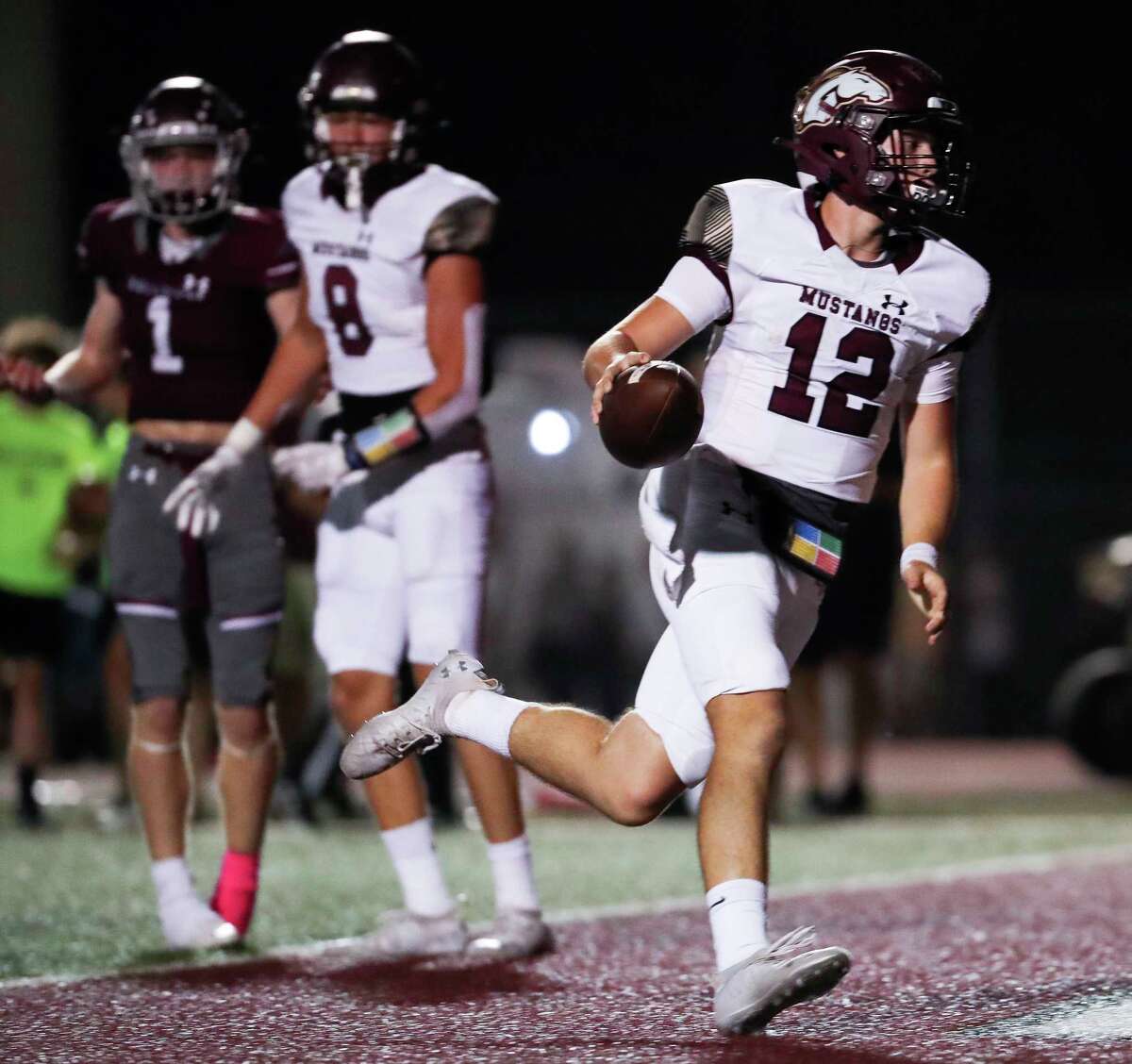 Magnolia Bowl stays with Mustangs after 26-21 win at Magnolia
