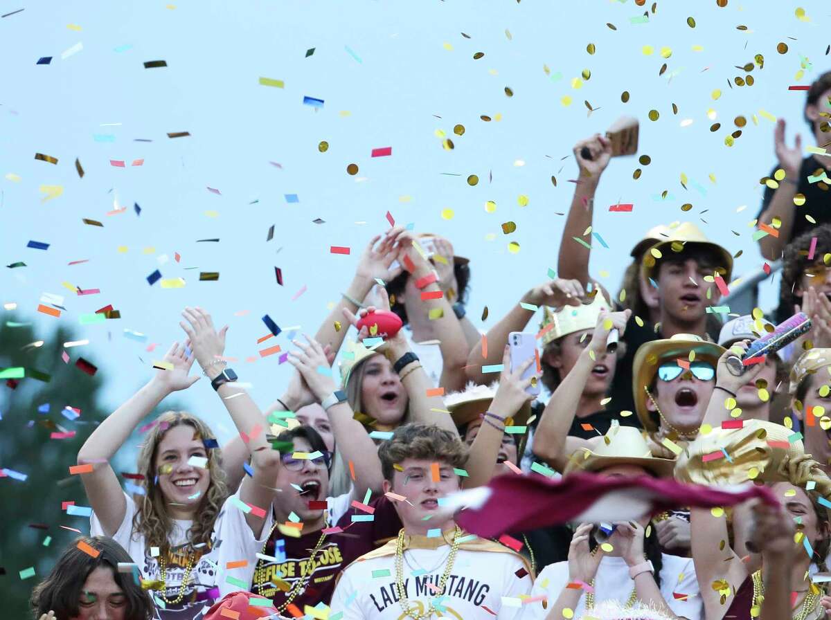 Magnolia Bowl stays with Mustangs after 26-21 win at Magnolia