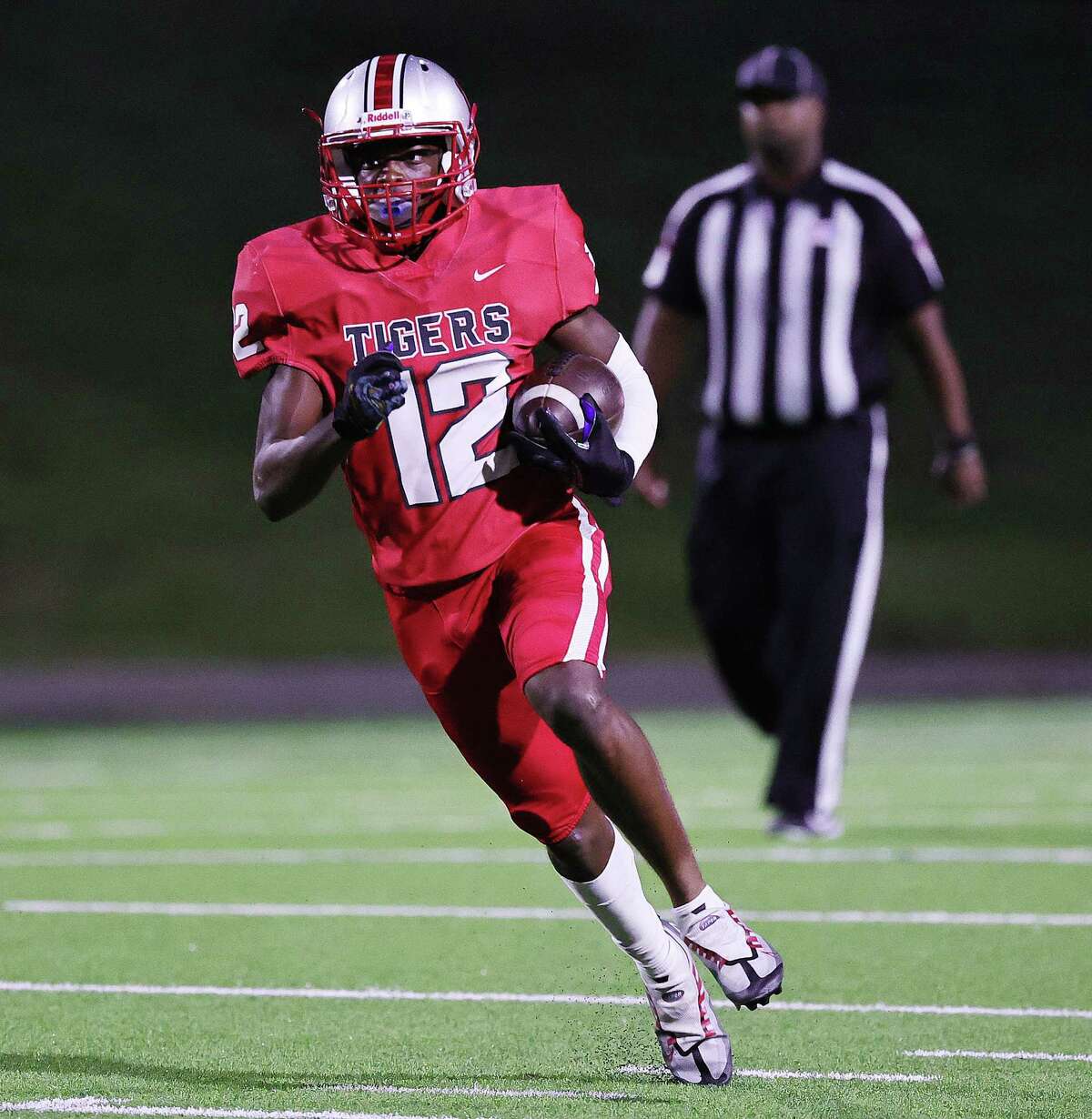 Fort Bend Clements Rangers rally past FB Travis Tigers