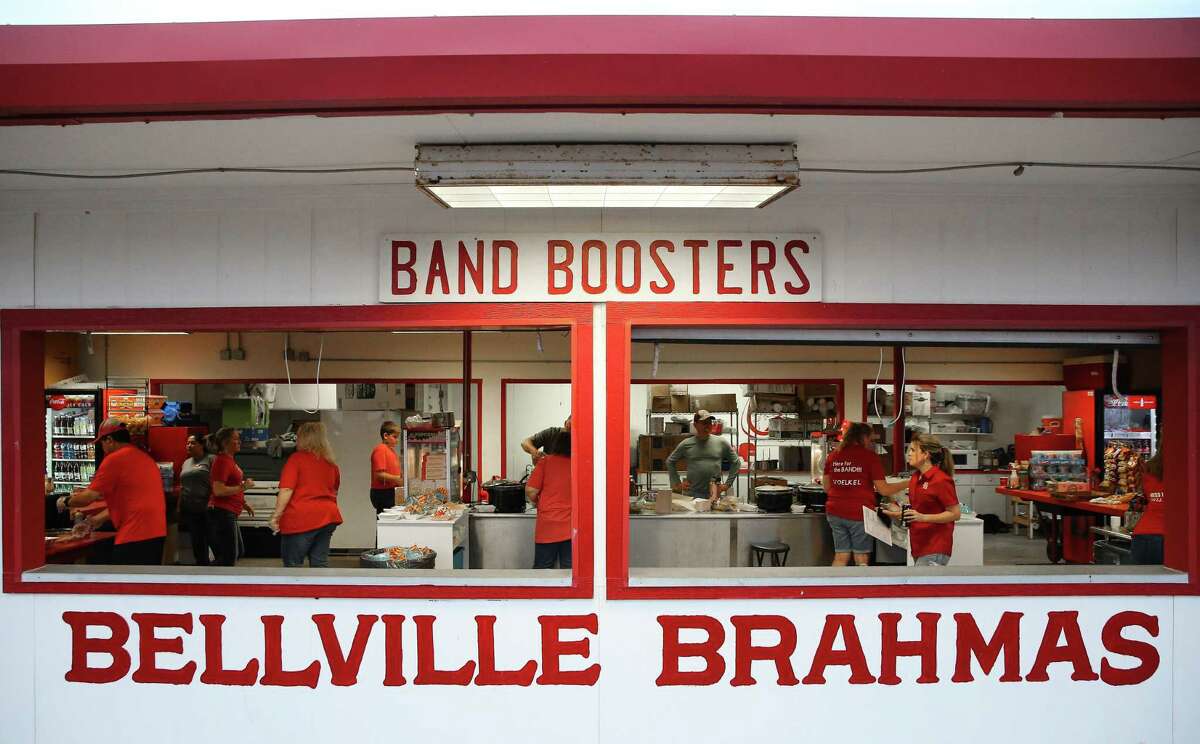 Bellville Brahmas rout Brookshire Royal Falcons in 4A clash