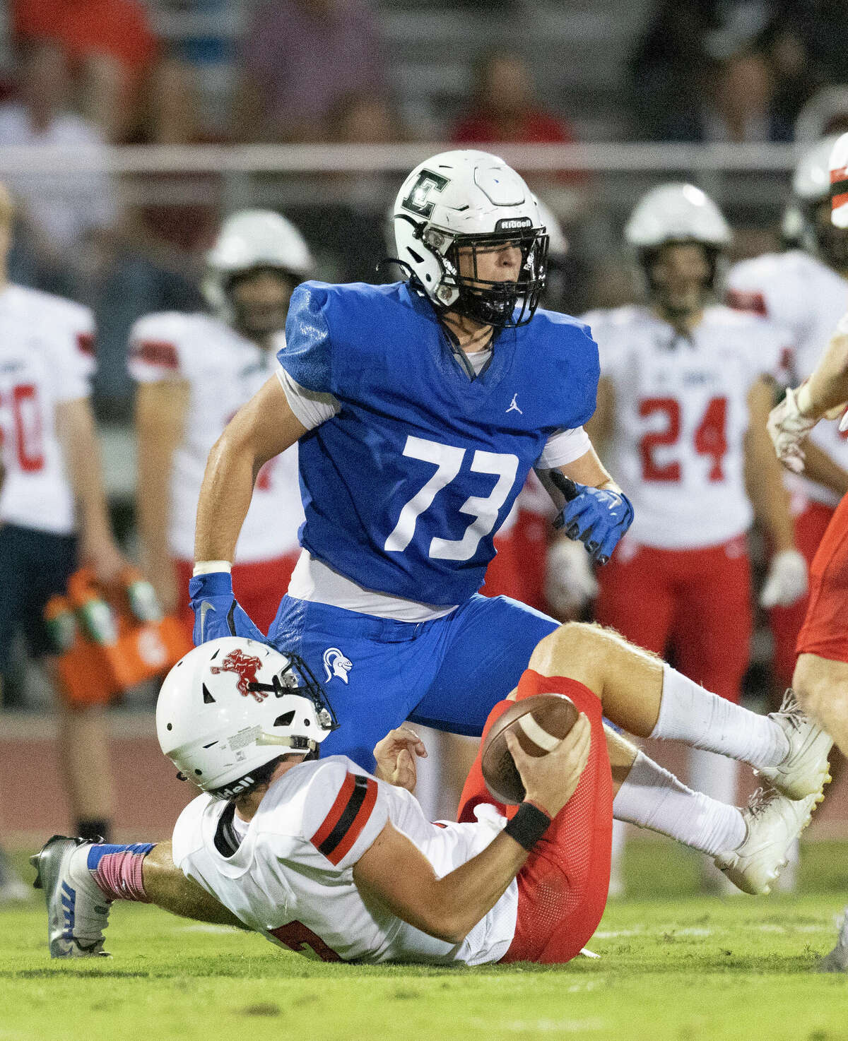 Episcopal Knights cruise past St. John's Mavericks