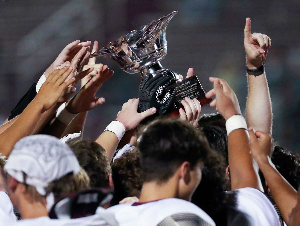Magnolia Bowl stays with Mustangs after 26-21 win at Magnolia