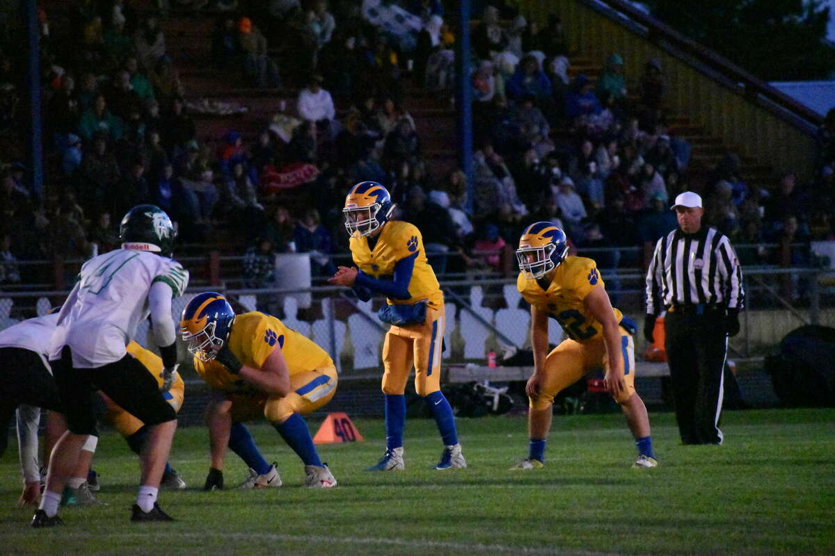Evart Wildcats football beat Houghton Lake 49-0 on October 7