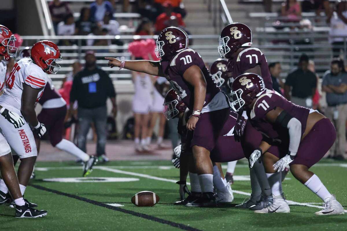 North Shore Mustangs top Summer Creek Bulldogs, remain unbeaten