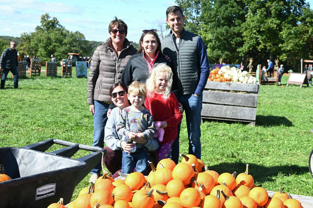 SEEN: Pumpkin Picking at Shelton’s Jones Family Farm 2022